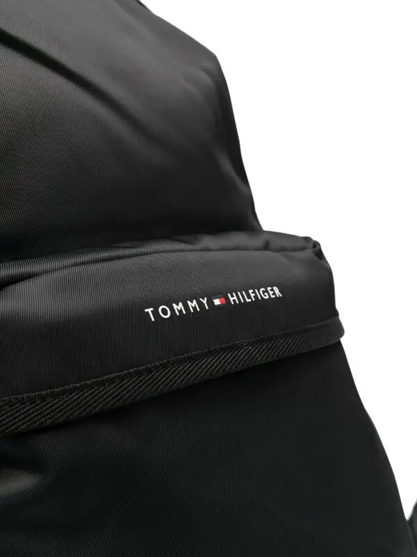 Tommy Hilfiger Logo-print Zipped Backpack