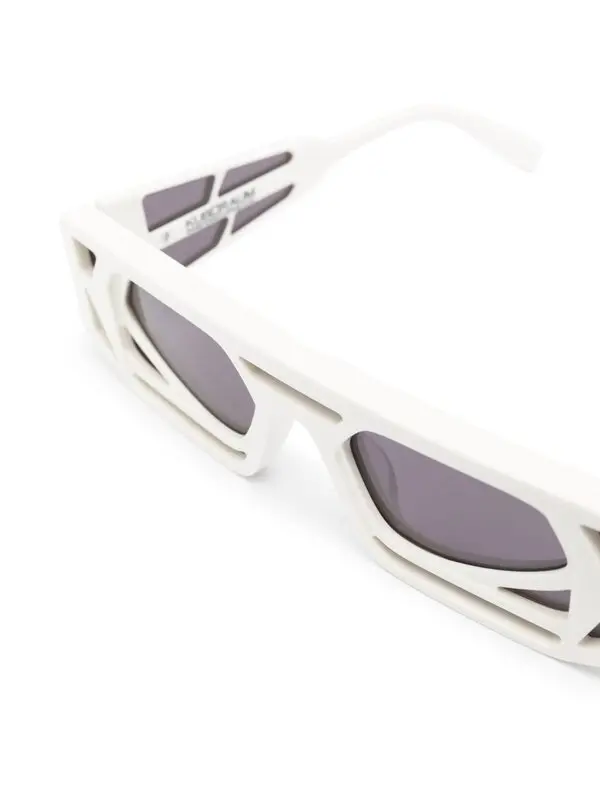 KUBORAUM Oversized Square Frame Sunglasses - White