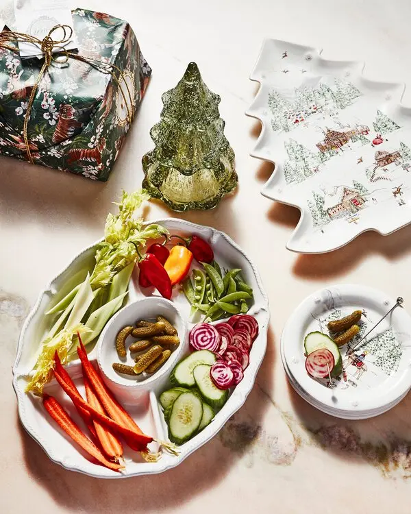 JULISKA Berry & Thread North Pole Tree Platter
