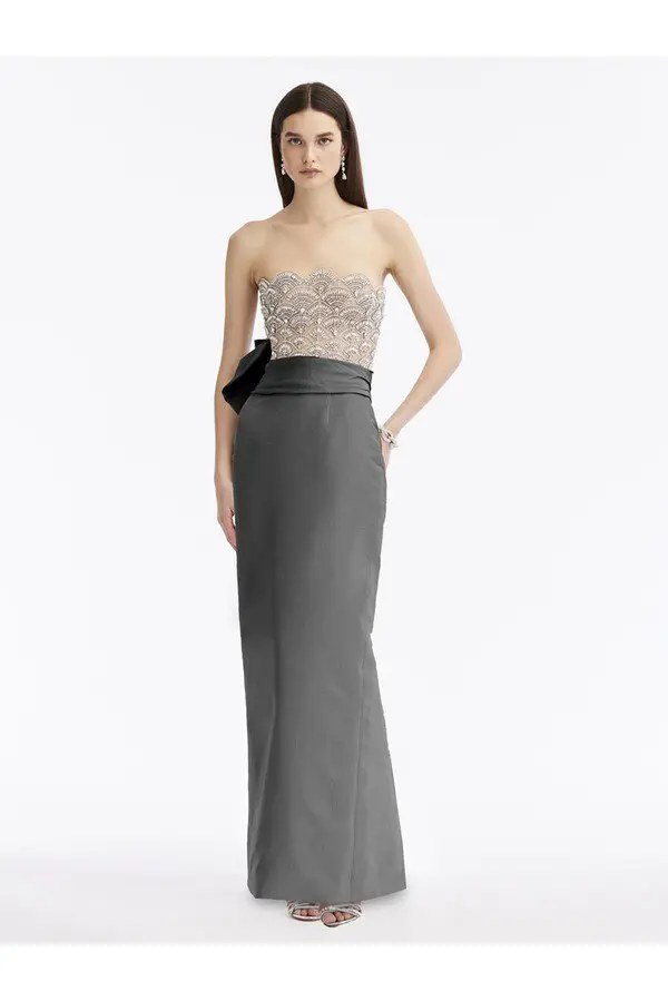 Oscar De La Renta Crystal Embroidered Faille Column Gown - Gray |  Editorialist