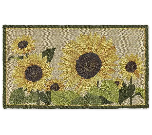 EVERGREEN Indoor/outdoor Sunflower Garden Hooke Rug - One-color