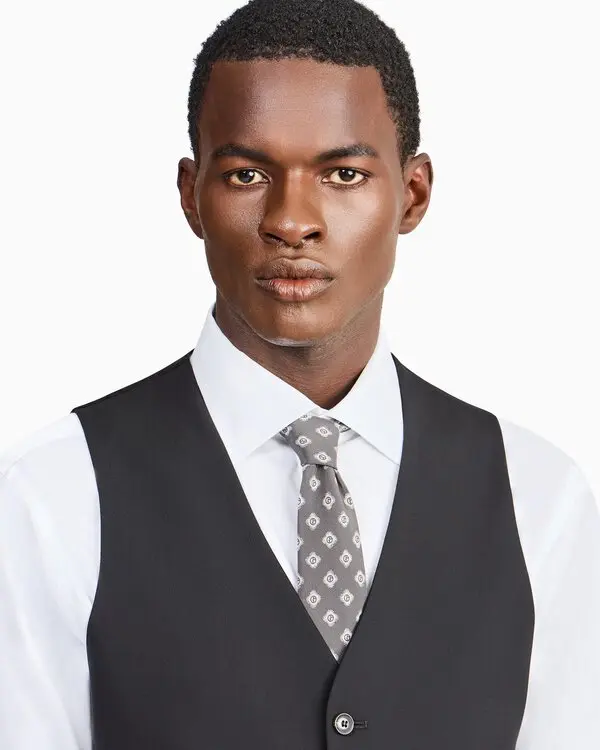 Giorgio Armani Single-breasted Virgin Wool Waistcoat - Black