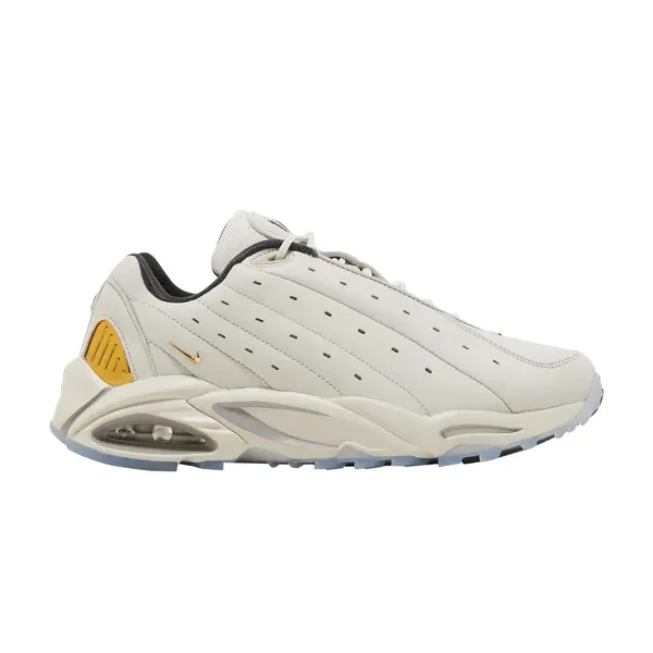 Nike Nocta X Hot Step Air Terra Sneakers - Cream