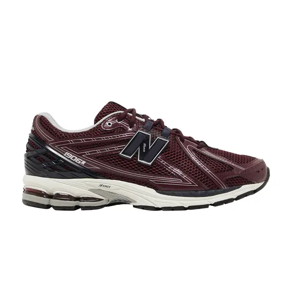 NEW BALANCE 1906r Sneakers - Red