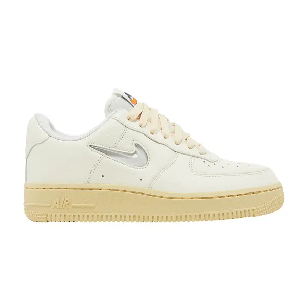 Nike Air Force 1 '07 Lx Sneakers - Cream