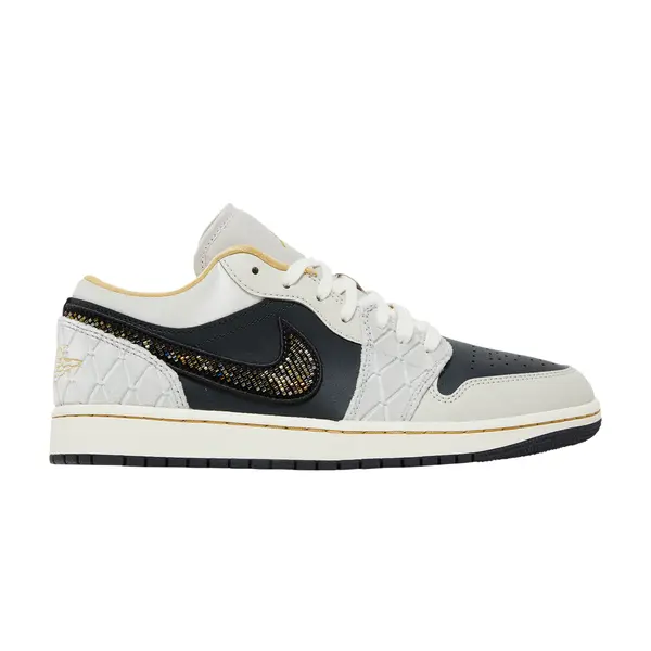 JORDAN 1 Low Se 'beaded Swoosh' Sneaker - Black