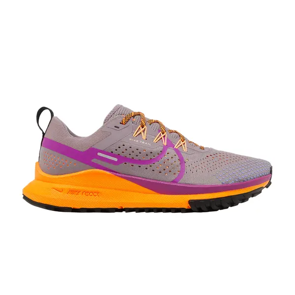 Nike React Pegasus Trail 4 Sneakers - Purple
