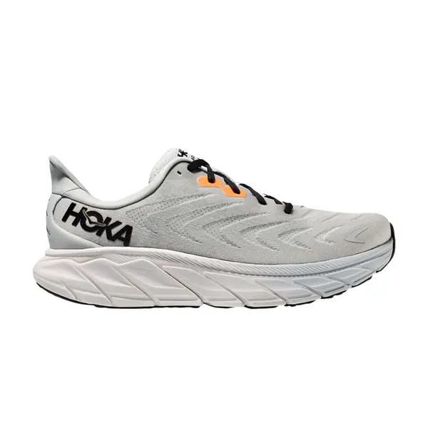 HOKA Arahi 6 Sneakers