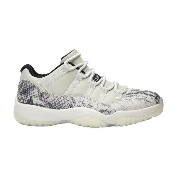 JORDAN Retro Low - White