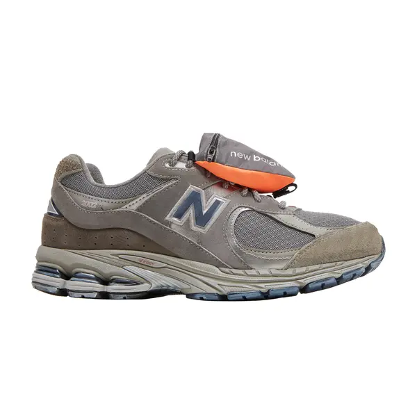NEW BALANCE 2002r With Pouch - Grey