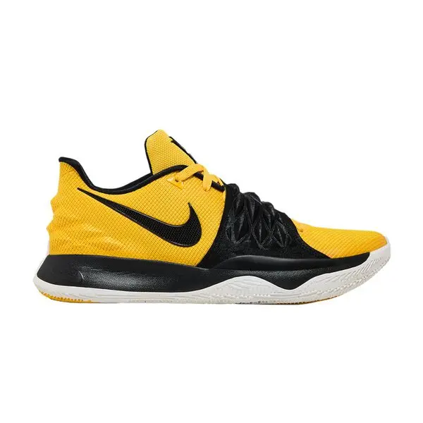Nike Kyrie Low Sneakers