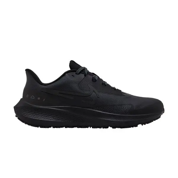 Nike Air Zoom Pegasus 39 Shield Sneakers