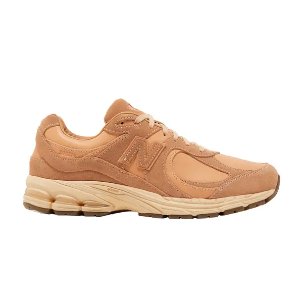NEW BALANCE 2002r Sneakers - Tan