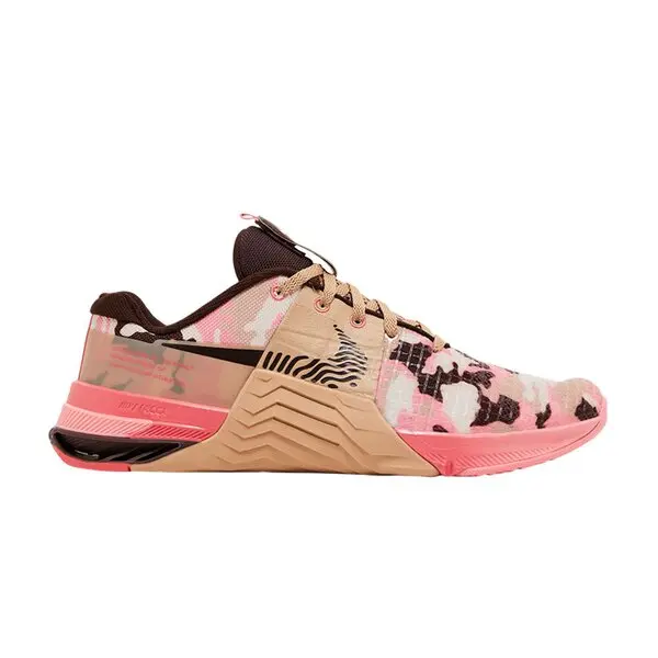 Nike Wmns Metcon Amp Sneakers