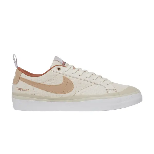 Nike X Doyenne Skateboards Blazer Low Sb Sneakers