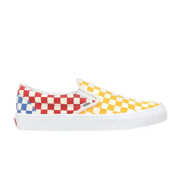 VANS Classic Slip-on Sneakers - Black