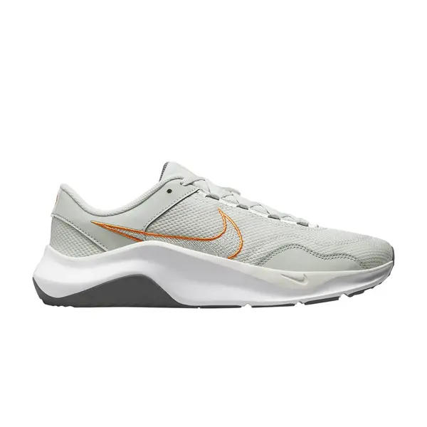 Nike Legend Essential 3 Next Nature - Silver