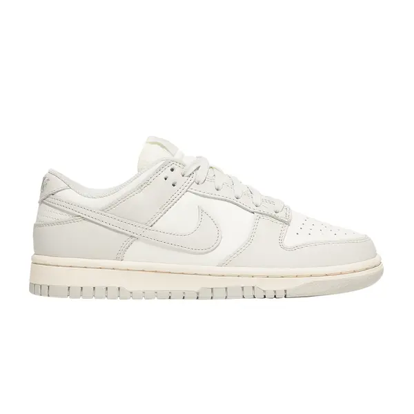 Nike Dunk Low Sneakers - Cream