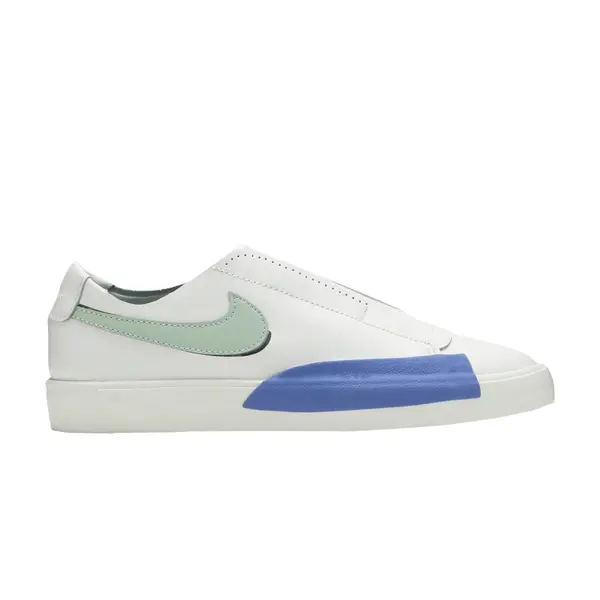 Nike Blazer Slip-on Sneakers