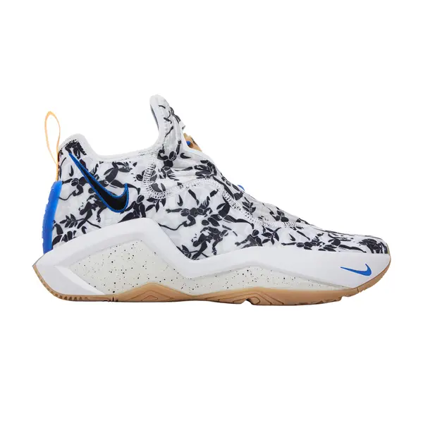 Nike Lebron Soldier 14 'sisterhood - White