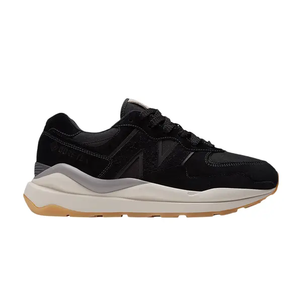 NEW BALANCE 57/40 Gore-tex Sneakers - Black