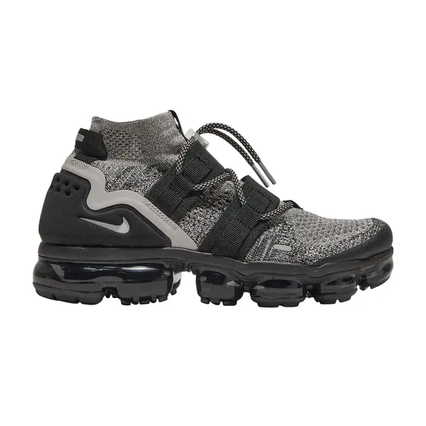 Nike Air Vapormax Flyknit Utility Sneakers In Black  display picture 2