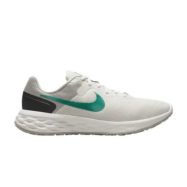Nike Revolution Next Nature Sneakers - White
