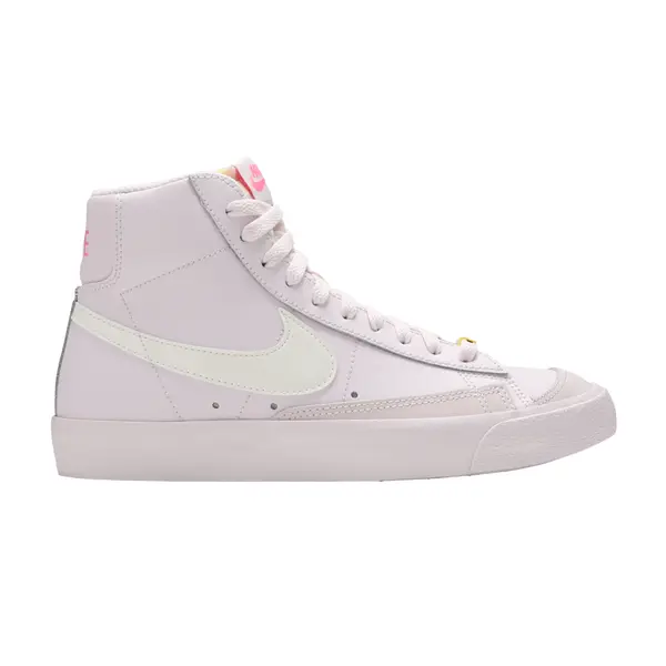 Nike Blazer Mid 77 High-top Sneakers - Pink
