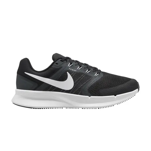 Nike Run Swift 3 Athletic Sneakers - Black