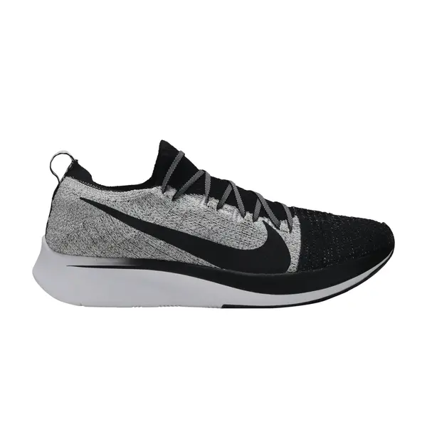 Nike Zoom Fly Flyknit Sneakers - White