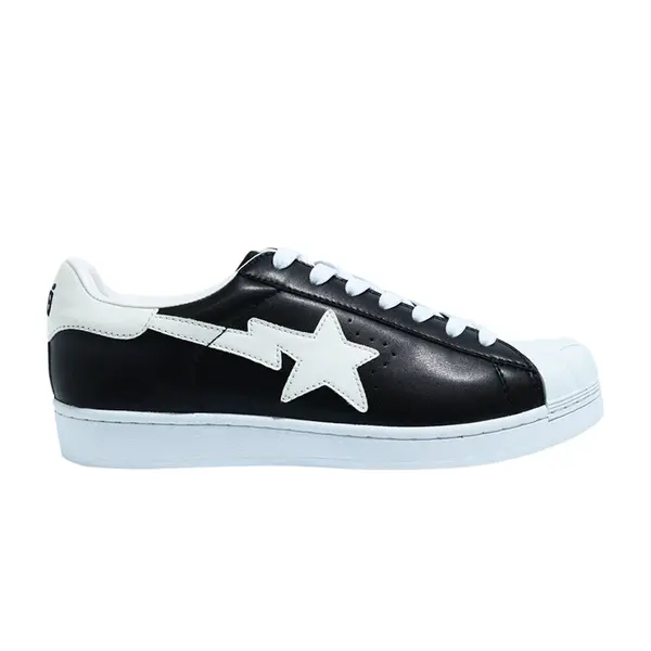 A BATHING APE Skullsta Glow In The Dark Sneakers - Black