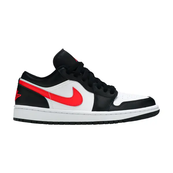 JORDAN 1 Low Sneakers - Black
