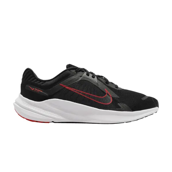 Nike Quest 5 - Black