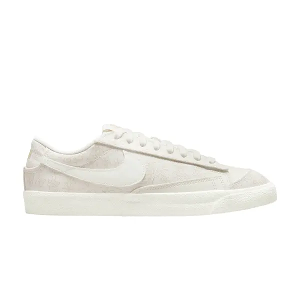 Nike Blazer Low '77 Se Flower Embroidery