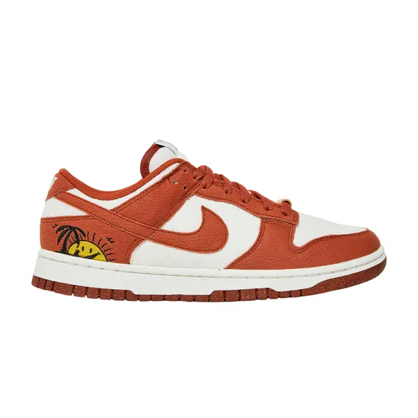 Nike Wmns Dunk Low Sun Club Sneakers - Orange