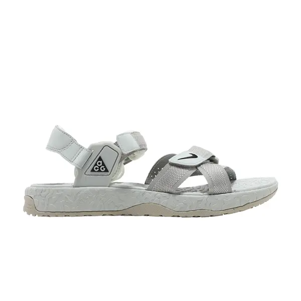 Nike Air Deschutz Sandals