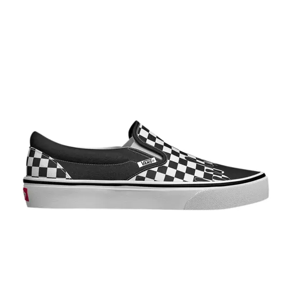 VANS Classic Slip-on Sneakers