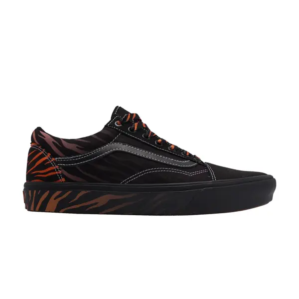 VANS Discovery Inc X Comfycush Old Skool 'project Cat' Sneakers - Black