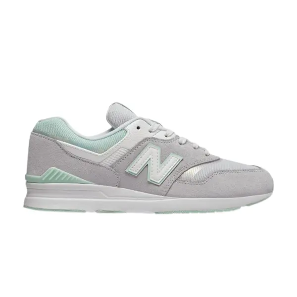 NEW BALANCE 697 Sneakers