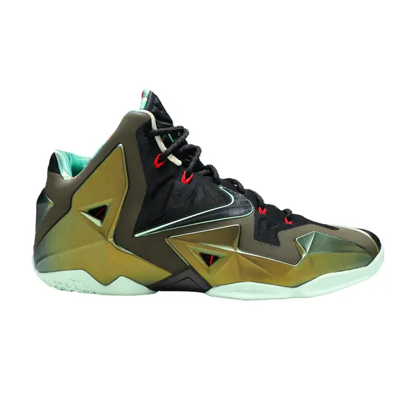 Nike Lebron ‘king’s Pride’ Sneakers