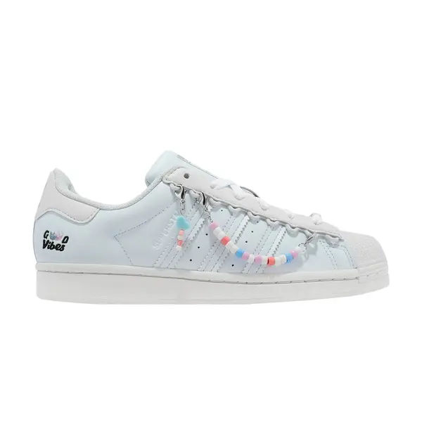 Adidas Superstar Sneakers