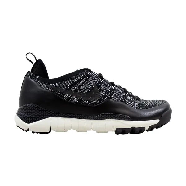 Nike Lupinek Flyknit Low - Black