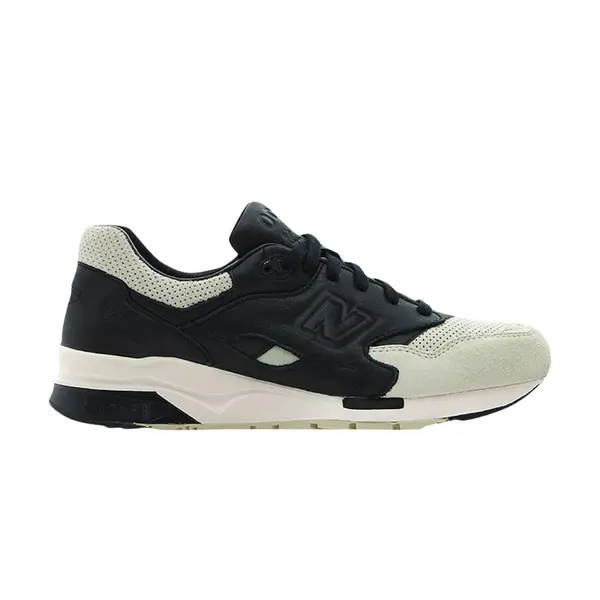 NEW BALANCE 1600 Sneakers - Black
