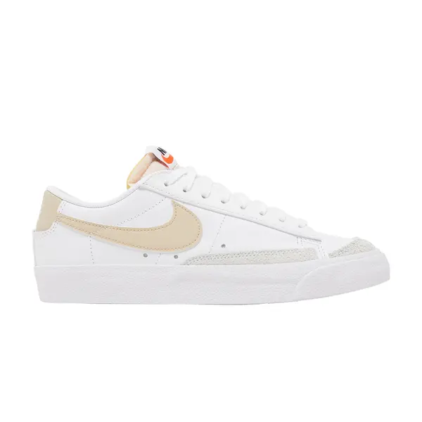 Nike Wmns Blazer Low '77 Sneakers - White