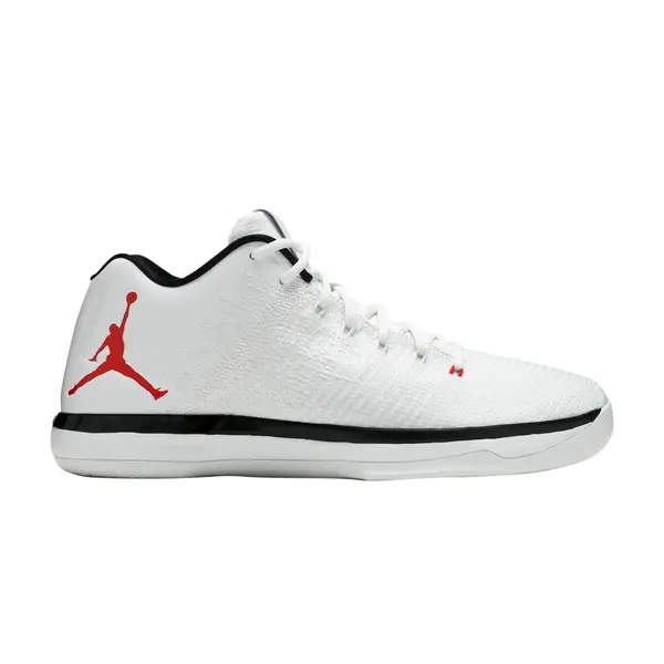 JORDAN 31 Low 'bulls' Sneaker - White