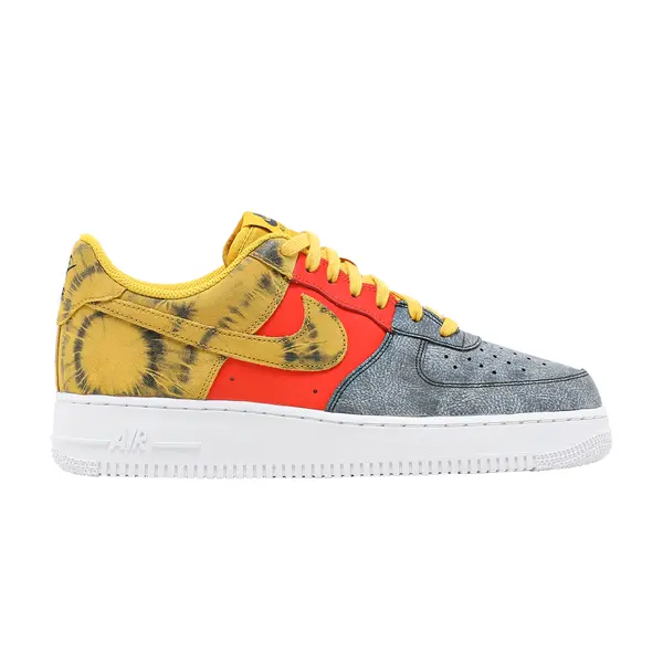 Nike Air Force 1 '07 Lv8 Sneakers - Yellow