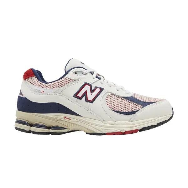 NEW BALANCE 2002r Sneakers - White