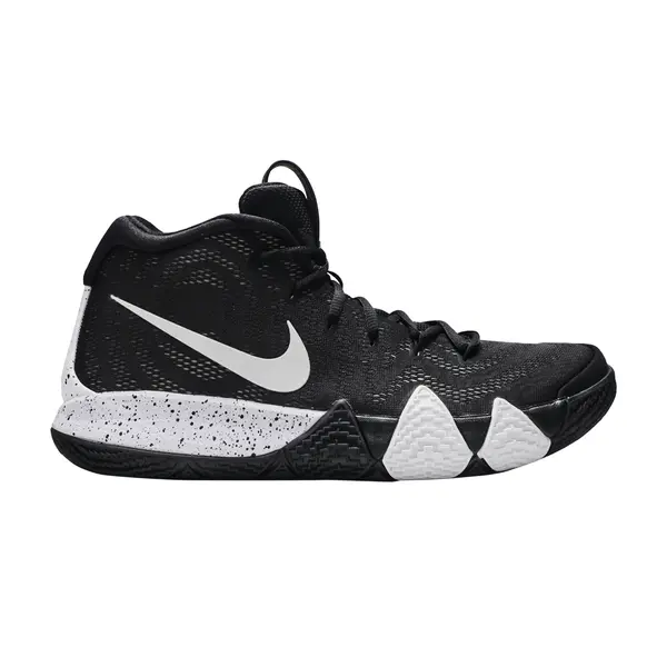 Nike Kyrie 4 Sneakers - Black