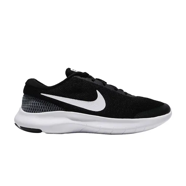 Nike Athletic Sneakers - Black