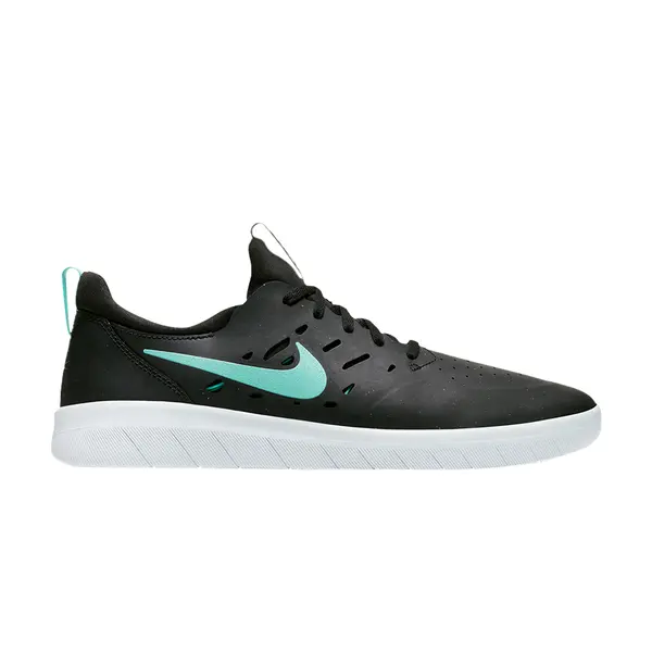 Nike Nyjah Free Sb Sneakers - Black